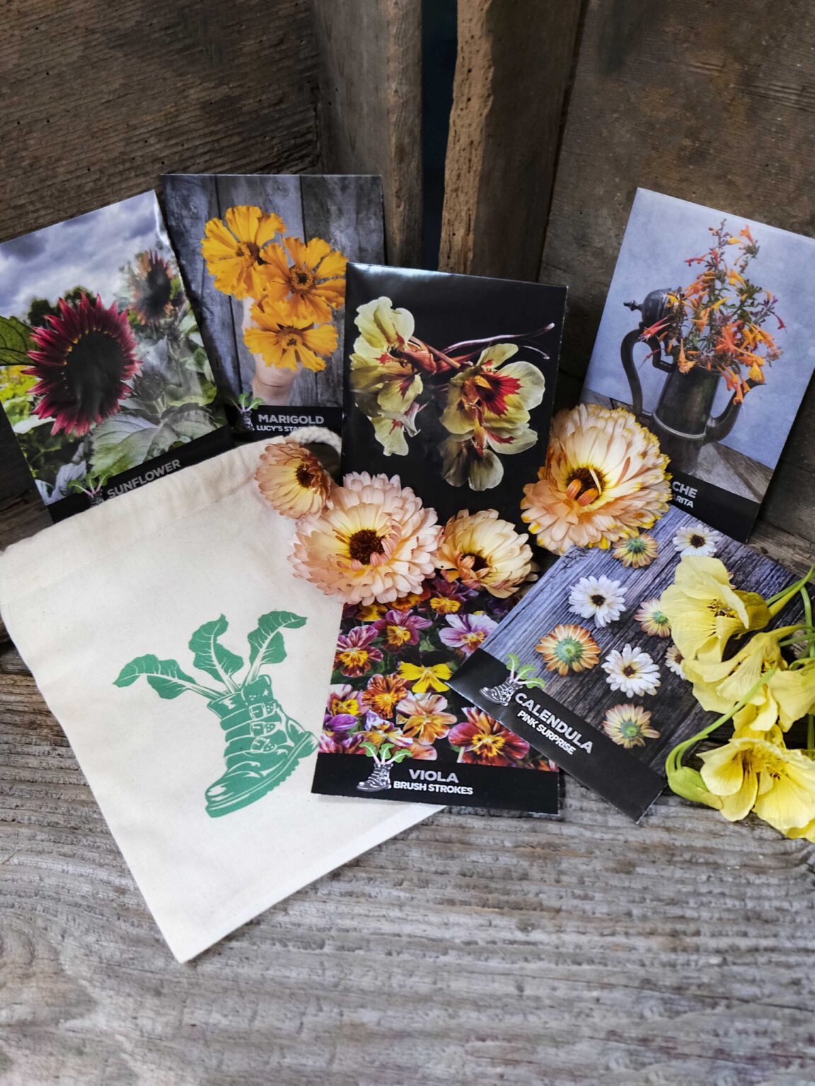 Buy Edible Flower Bundle (with gift bag) Seeds | She Grows Veg