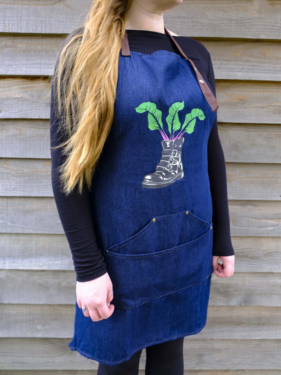 Buy She Grows Veg Denim Apron Seeds | She Grows Veg